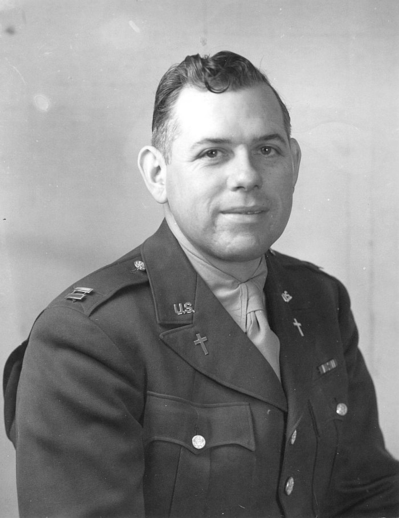 Captain Leonard P. Edwards – Group Chaplain, 458th | 458th Bombardment ...